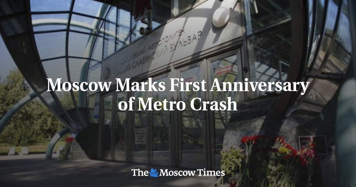 Moscow Marks First Anniversary of Metro Crash