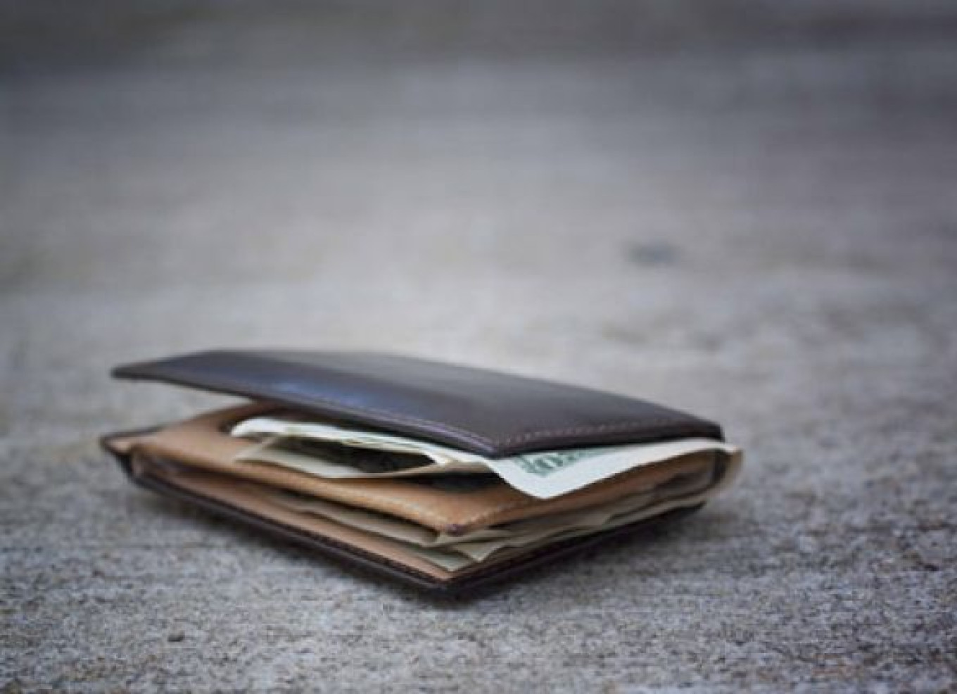 Moscow Ranks as Refreshingly Honest in 'Lost Wallet' Test