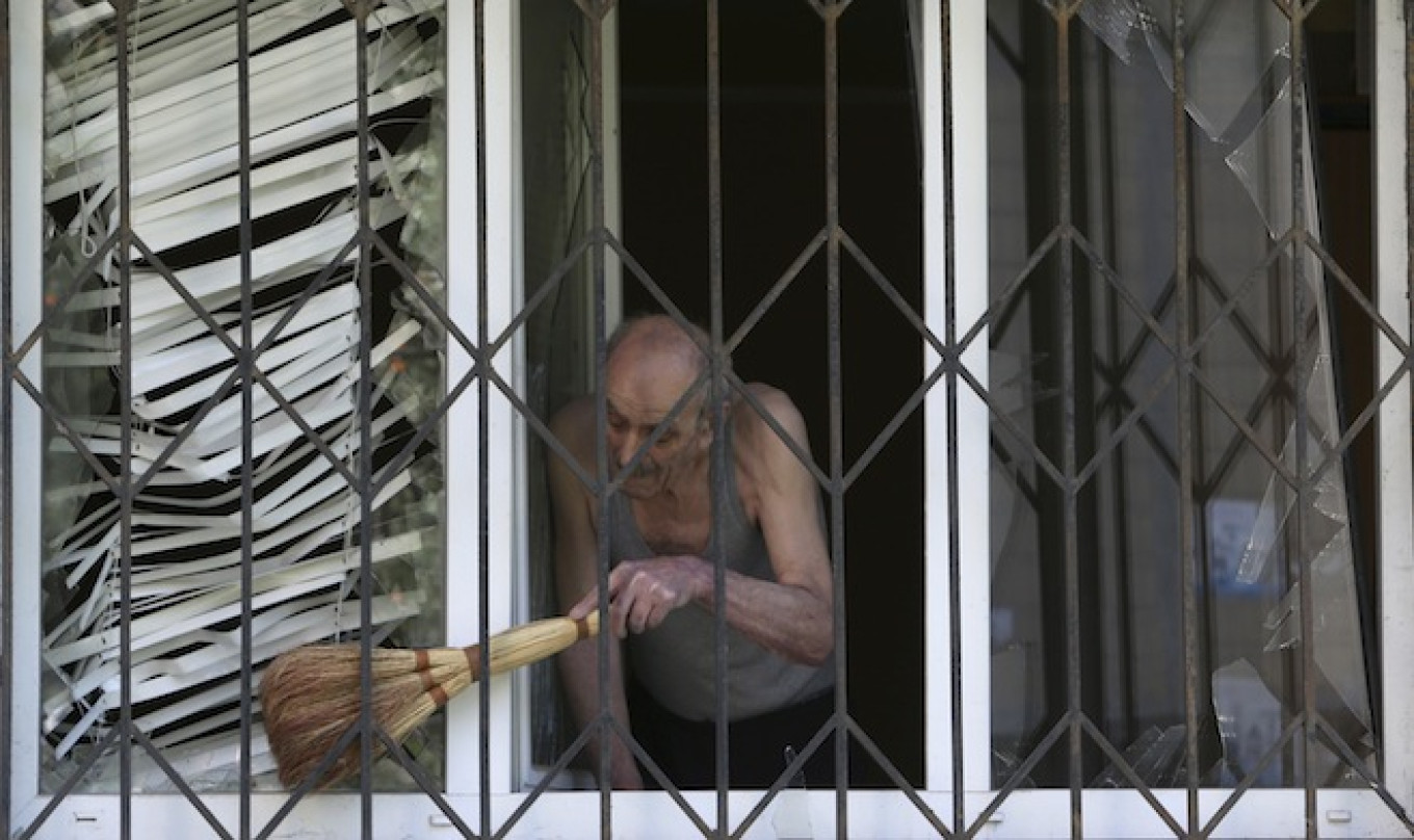 Ukraine's Economy Contracts Faster as Fighting Ravages East