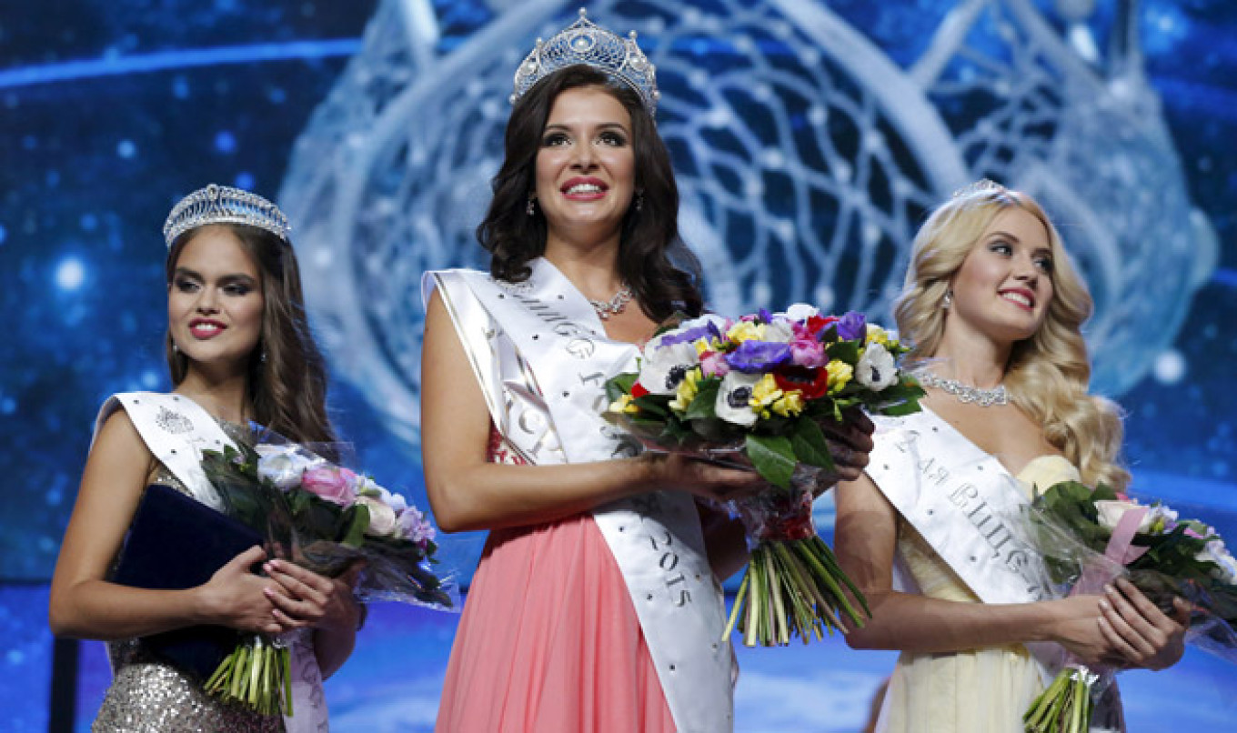 Miss Russia Contest Won by Honors Student From Yekaterinburg