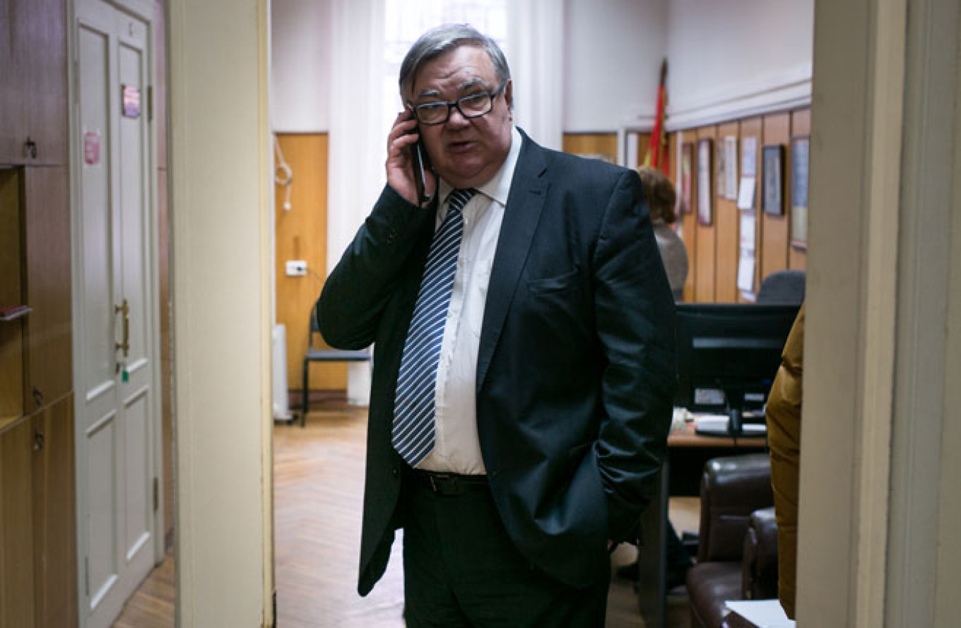Battle in the Archives - Uncovering Russia's Secret Past