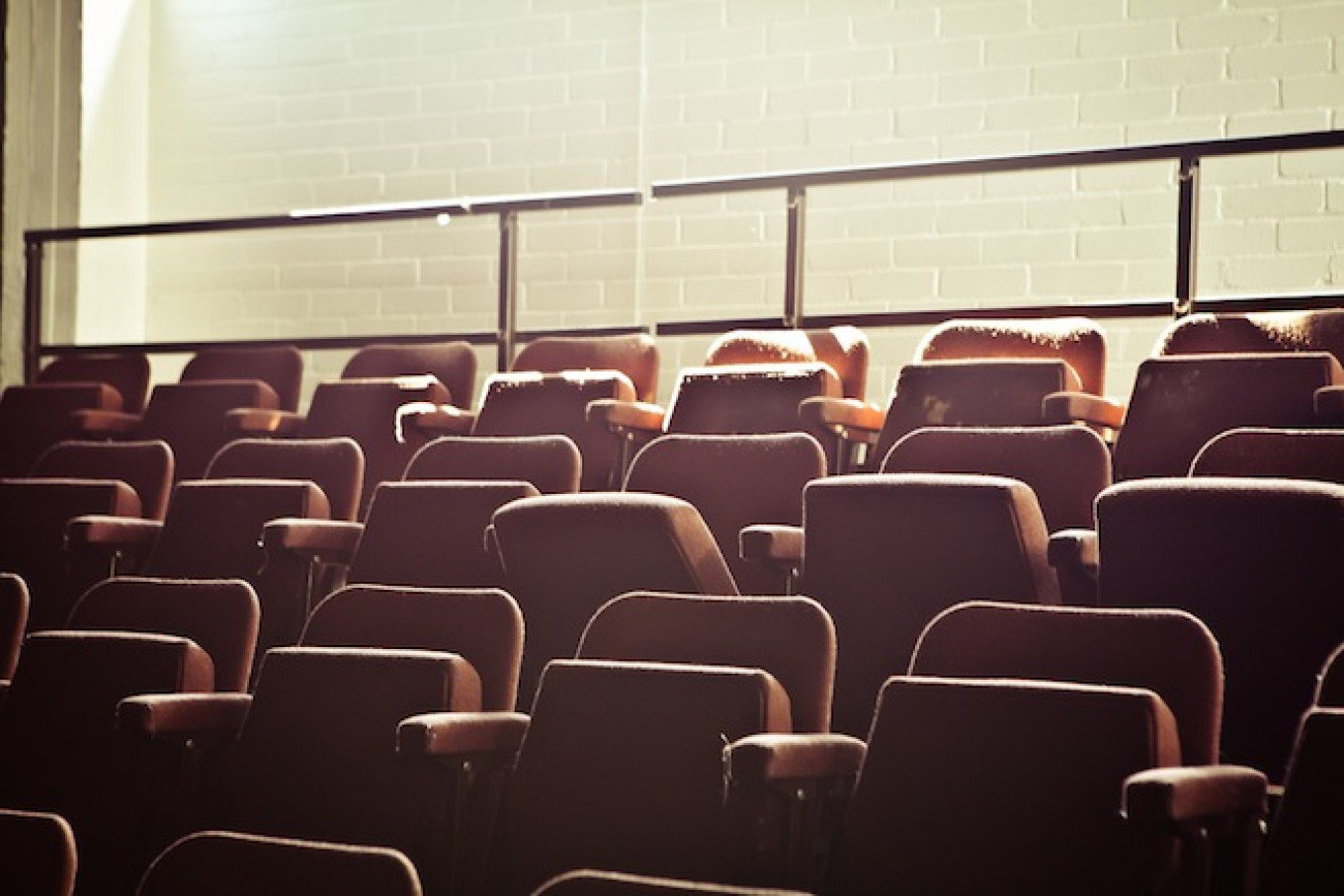 Shipping Container Movie Theaters to Tackle Russian Cinema Shortage