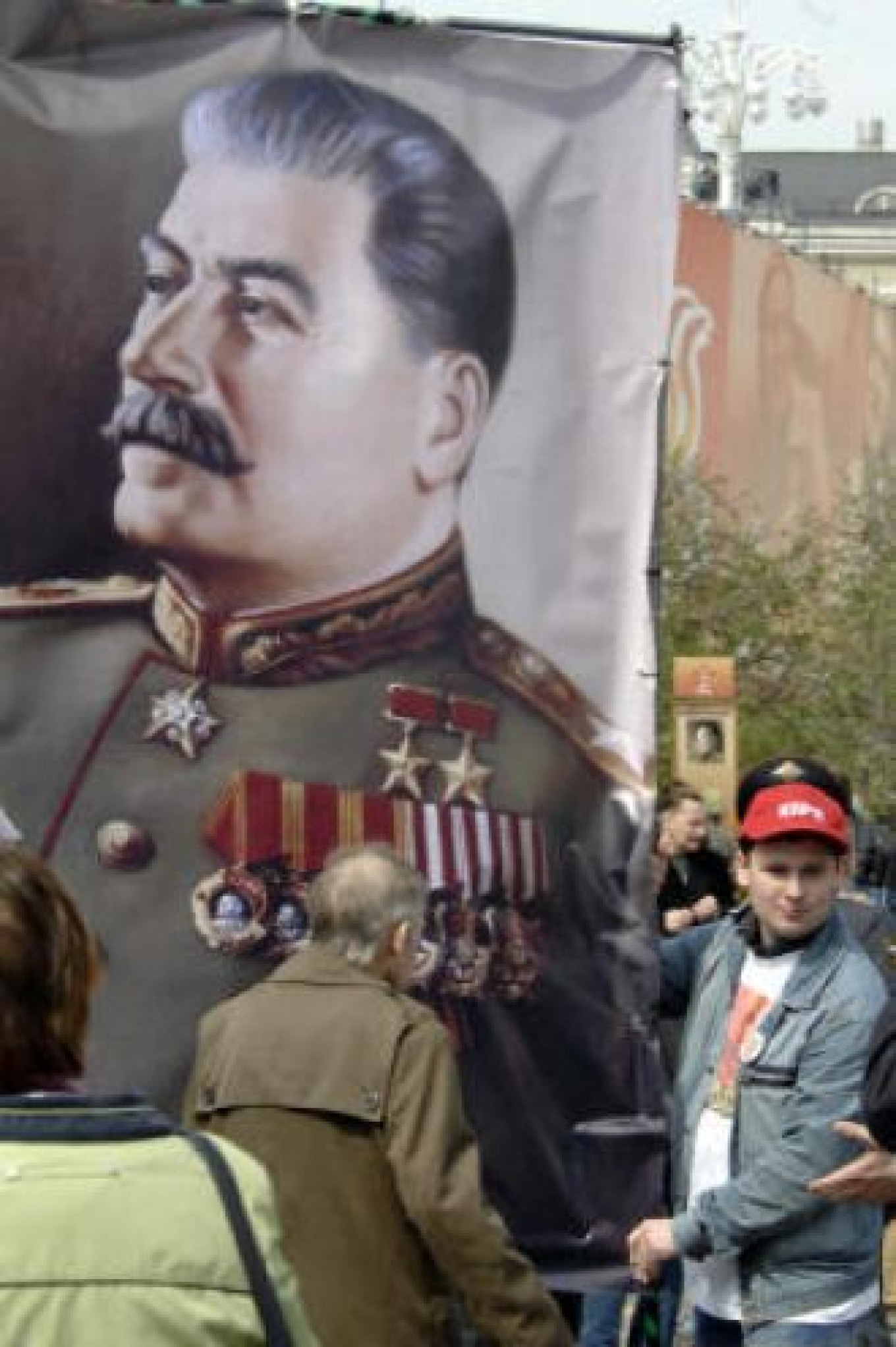 Fury Over Biographical Stalin Calendar Published by Orthodox Church