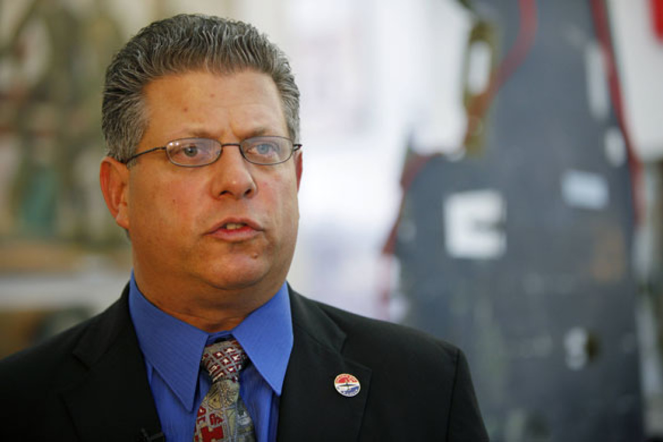 Son of U-2 Pilot Gary Powers Has Own Mission in Russia