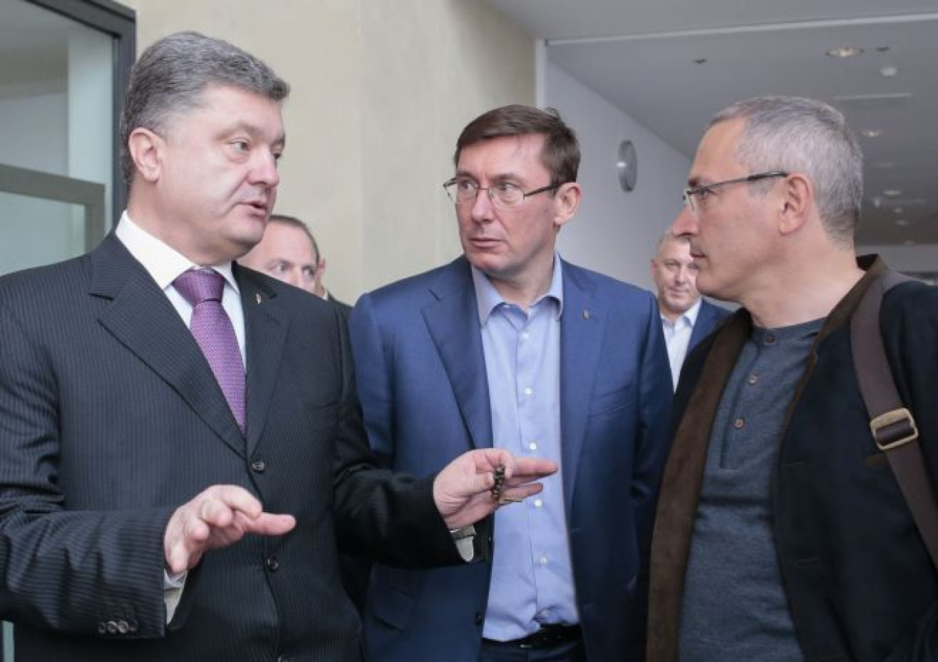 Ukrainian Election Front-Runner Poroshenko Pledges Closer Ties to EU