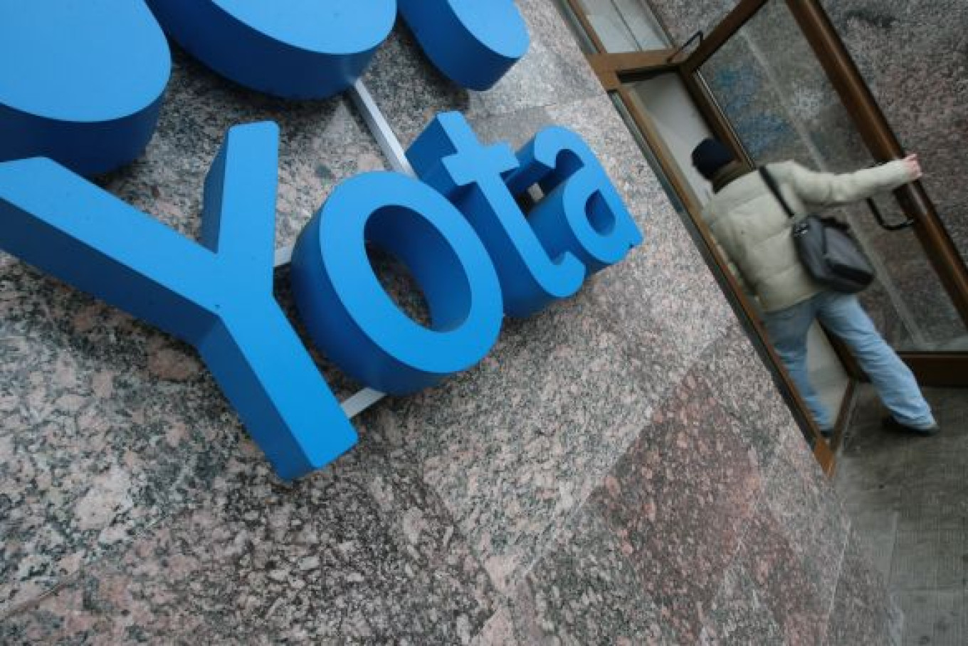 Wireless Firm Yota Chooses LTE Technology