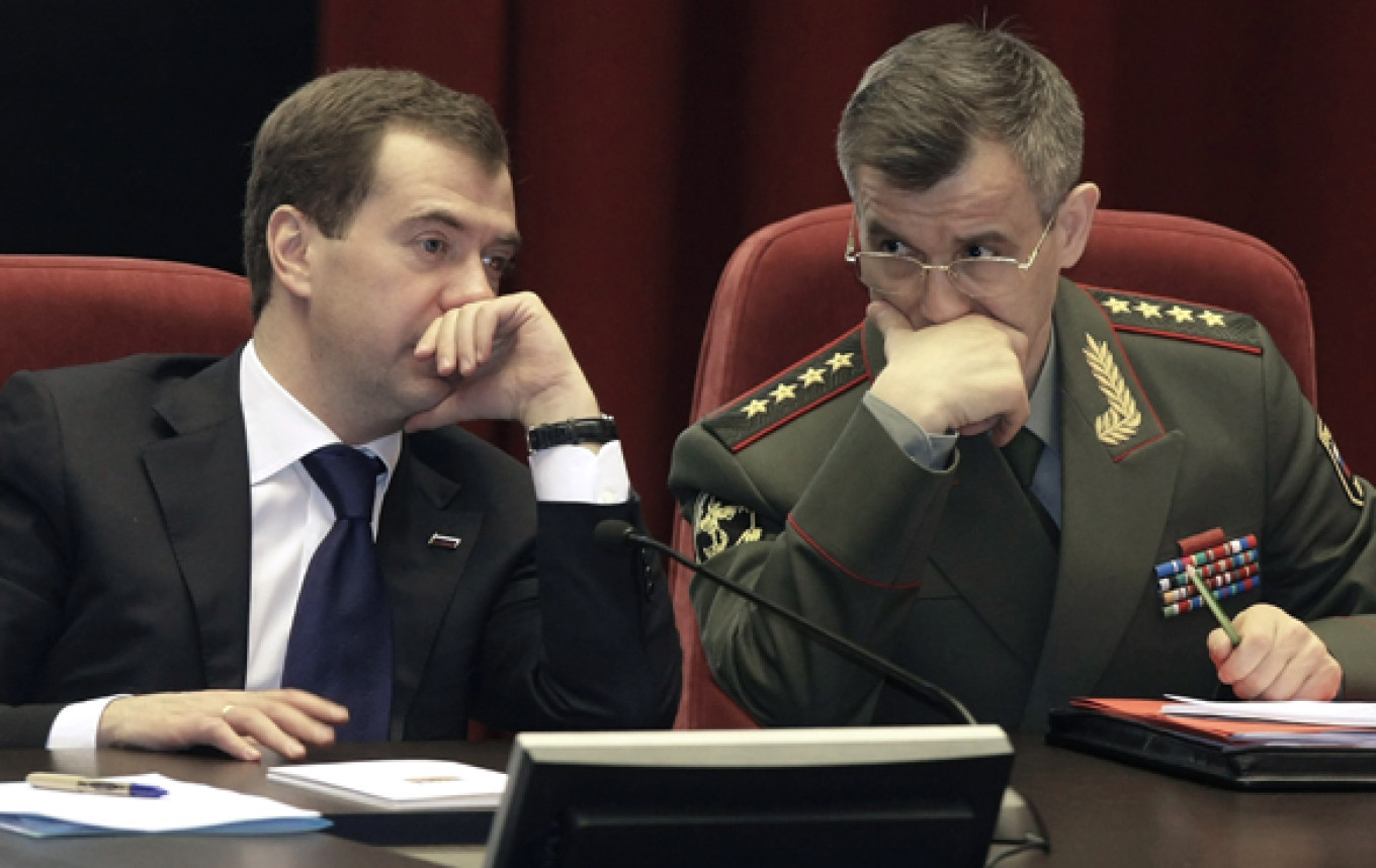 Medvedev Orders Deep Police Reforms