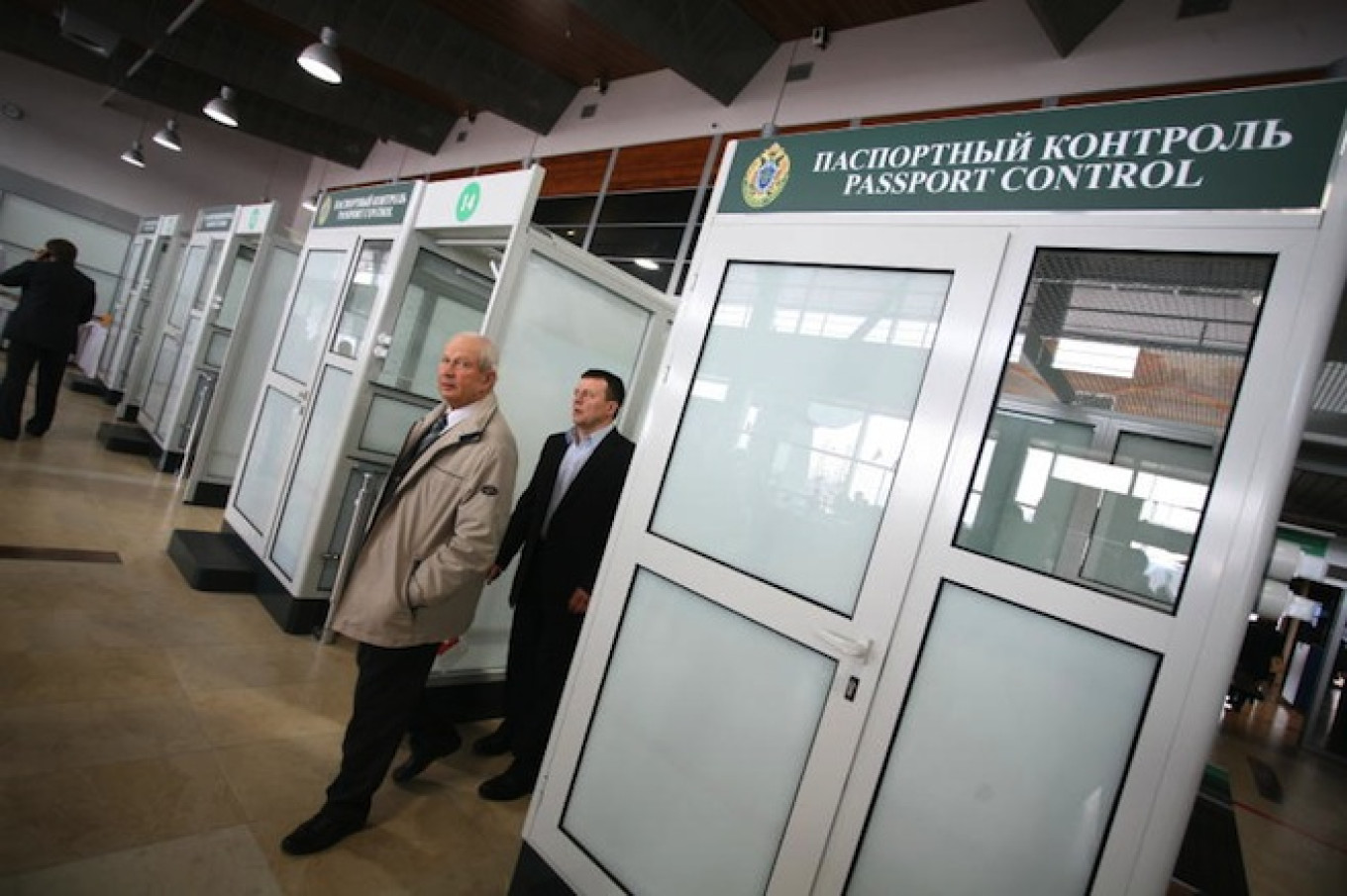 Draft Bill Wants to Restrict Entry for Foreigners Who 'Offend' Russia