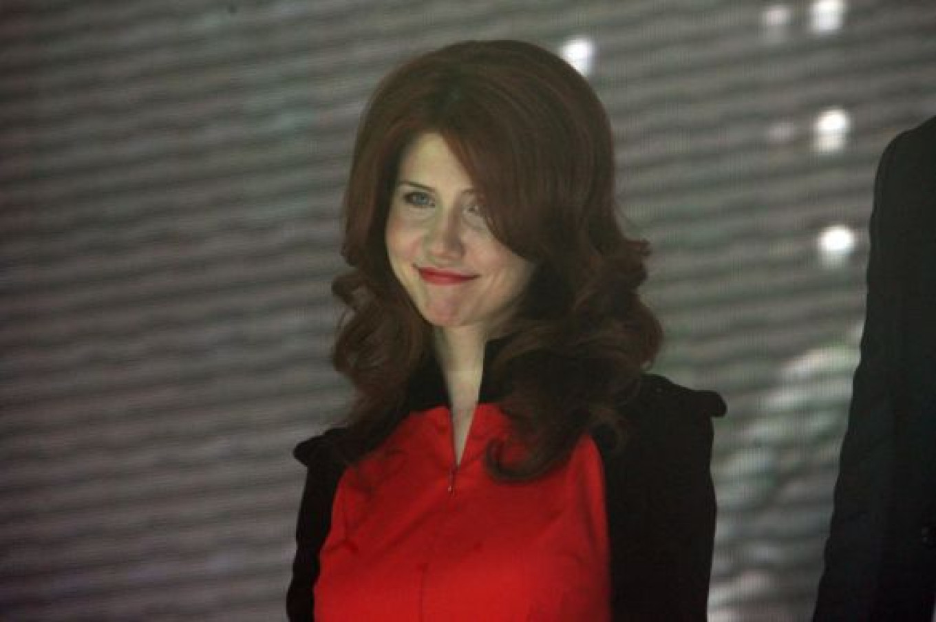 Anna Chapman Cuts Off Interview Over Snowden Marriage Question