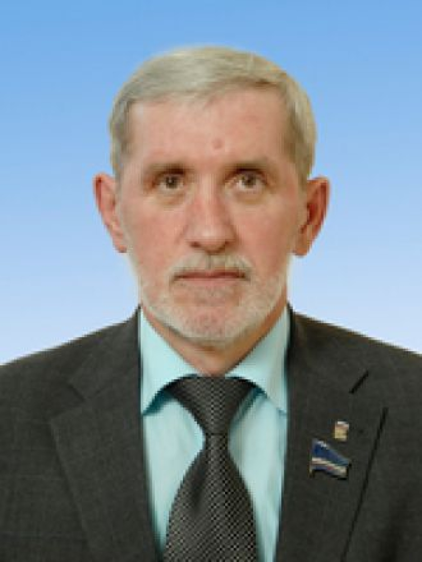 Putin's Hang-Glider Helper Set for Senator Role