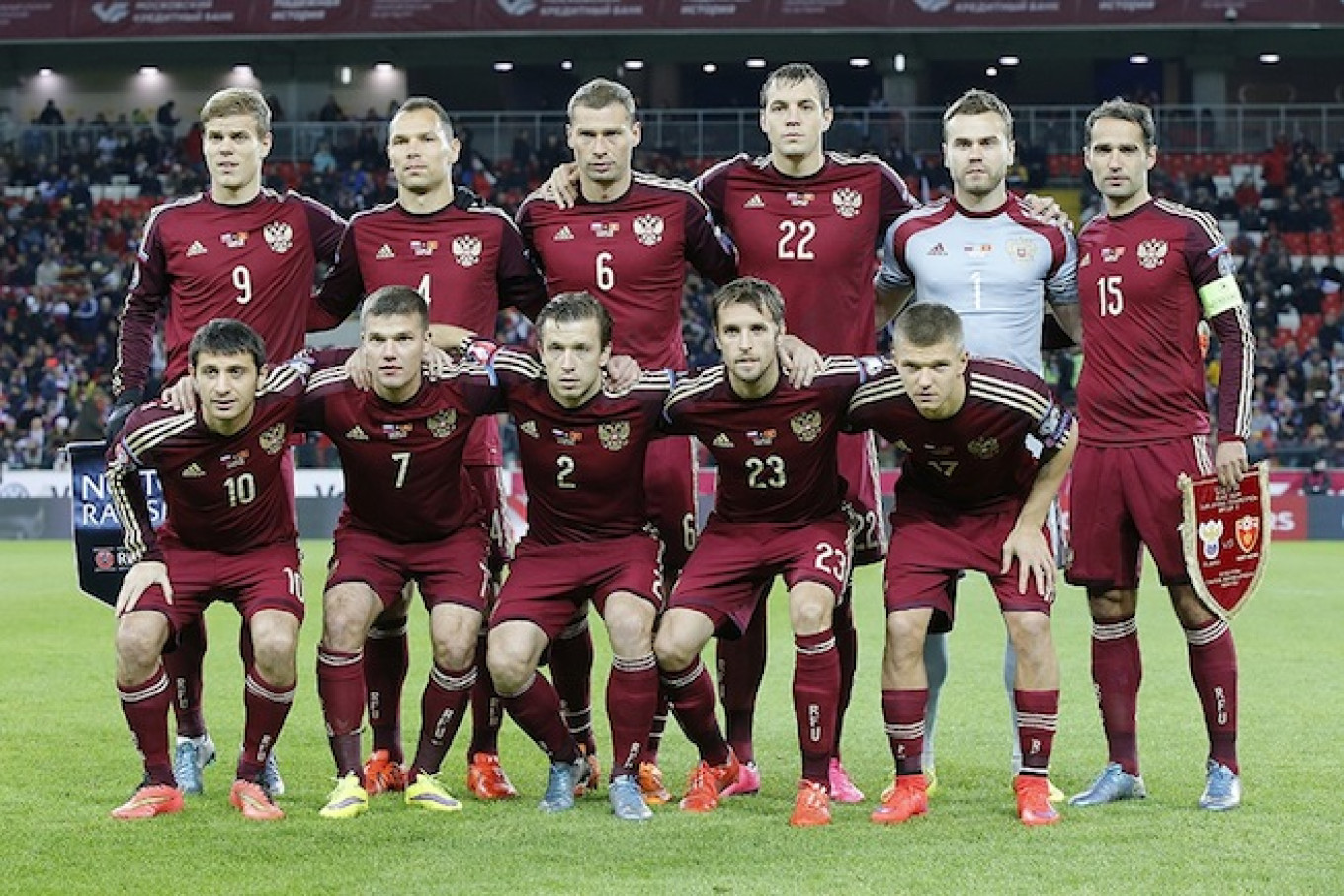 Petition to Replace Russian Football Team Grows to 300,000 Signatures