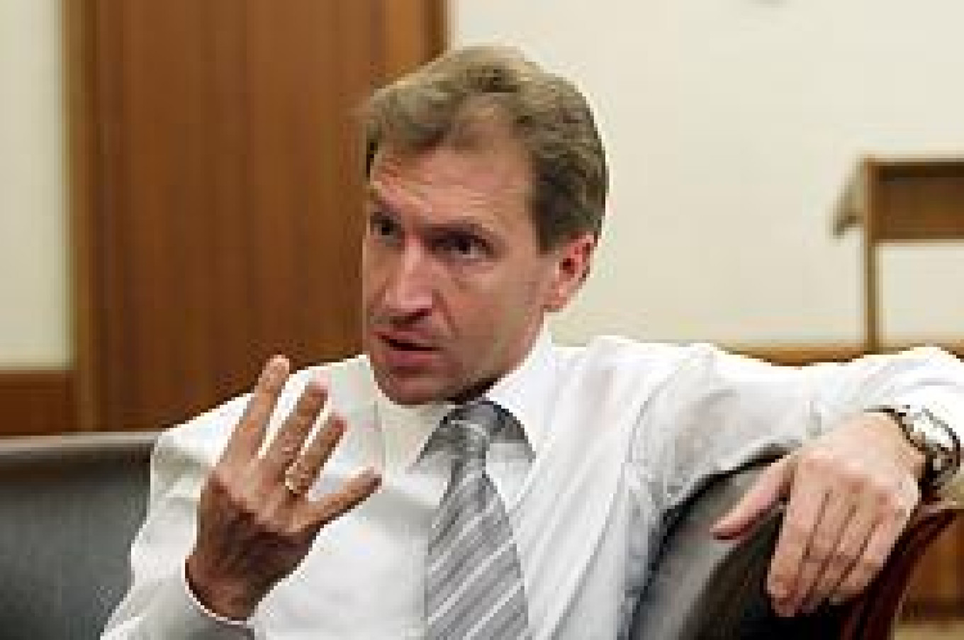 Shuvalov: Reforms Not Effective