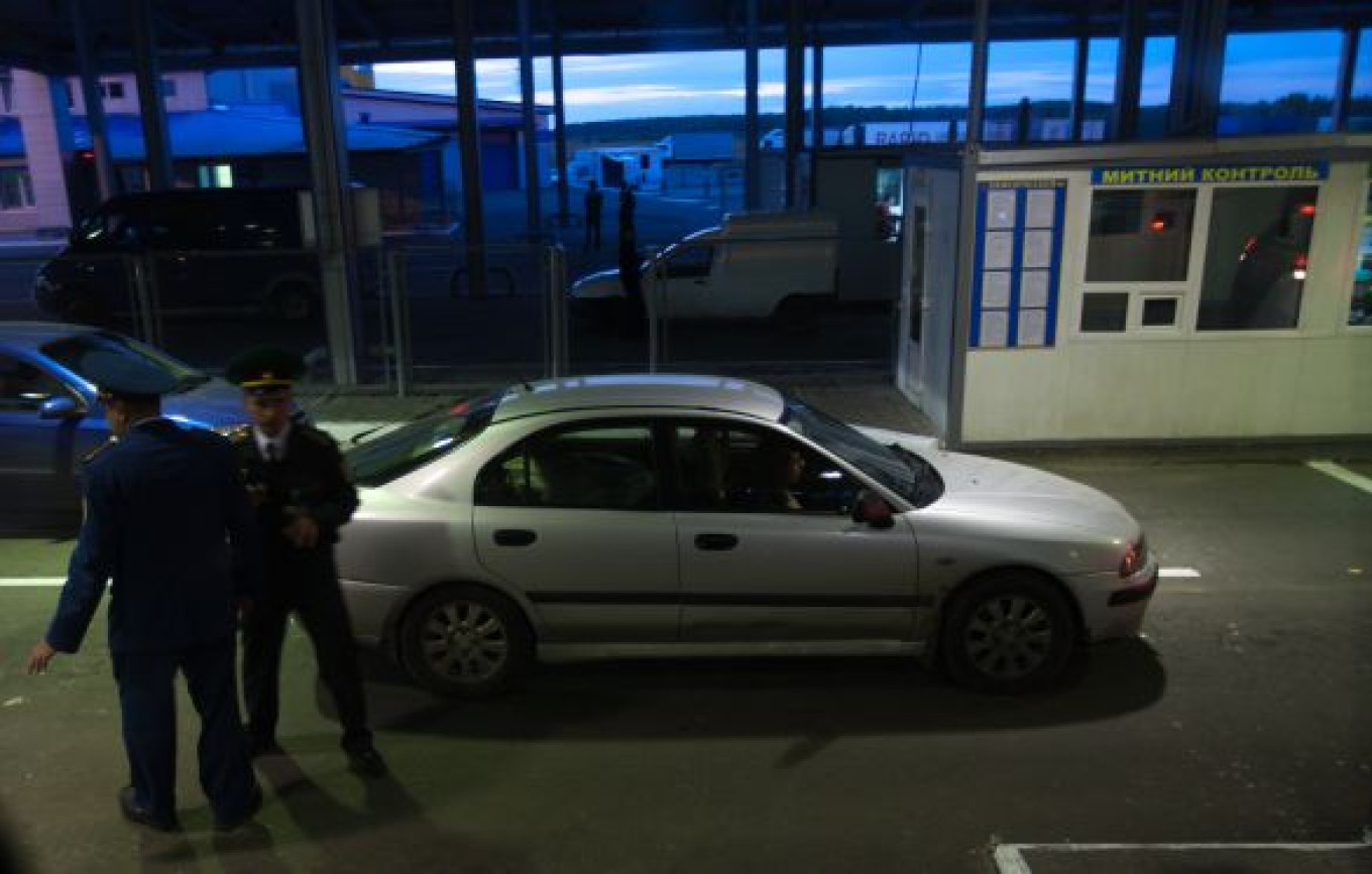 Russia to Switch to Electronic Customs Procedures