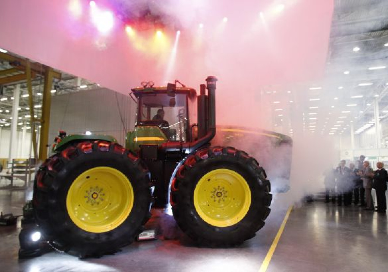 John Deere Opens Factory in $500M Russian Initiative