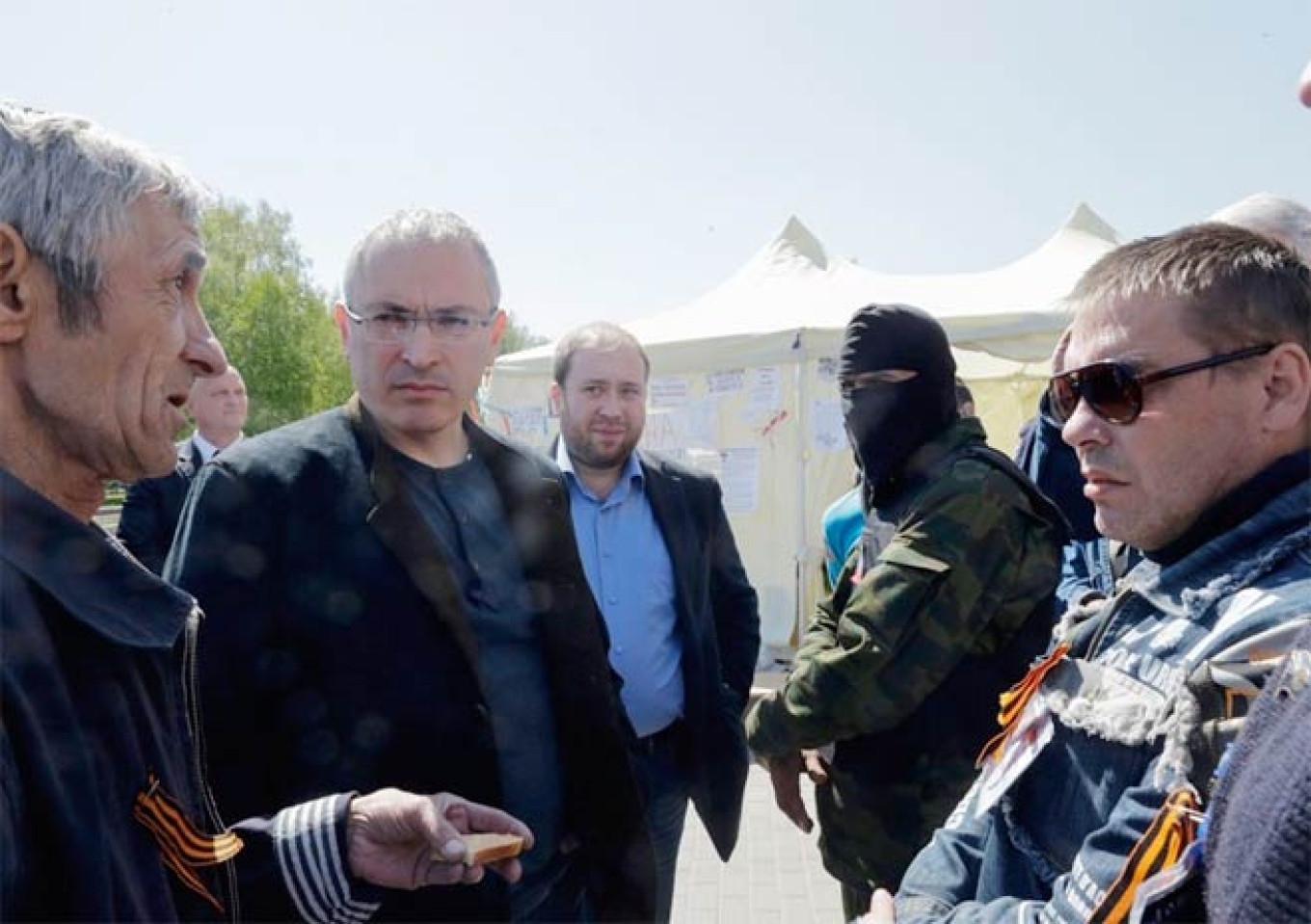 Are the Donbass Separatists Paid Stooges?