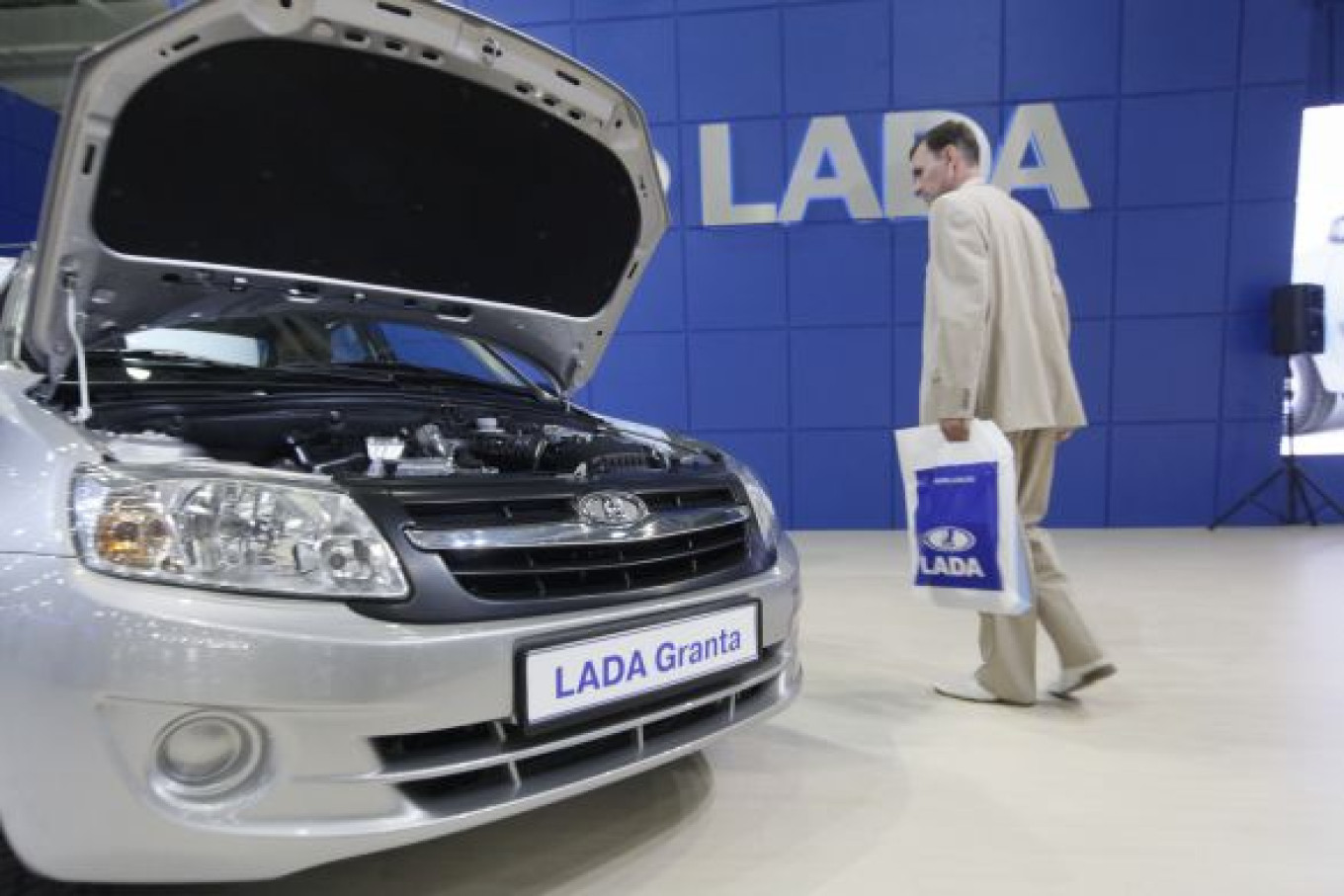 Renault Secures Control of AvtoVAZ