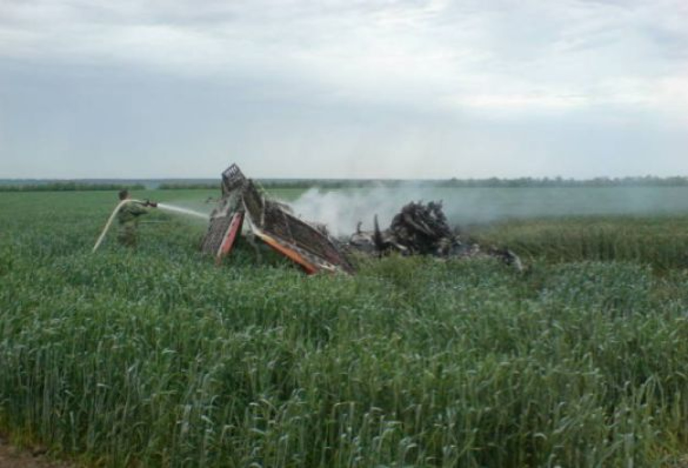 One Dead in An-2 Crash (Photos)