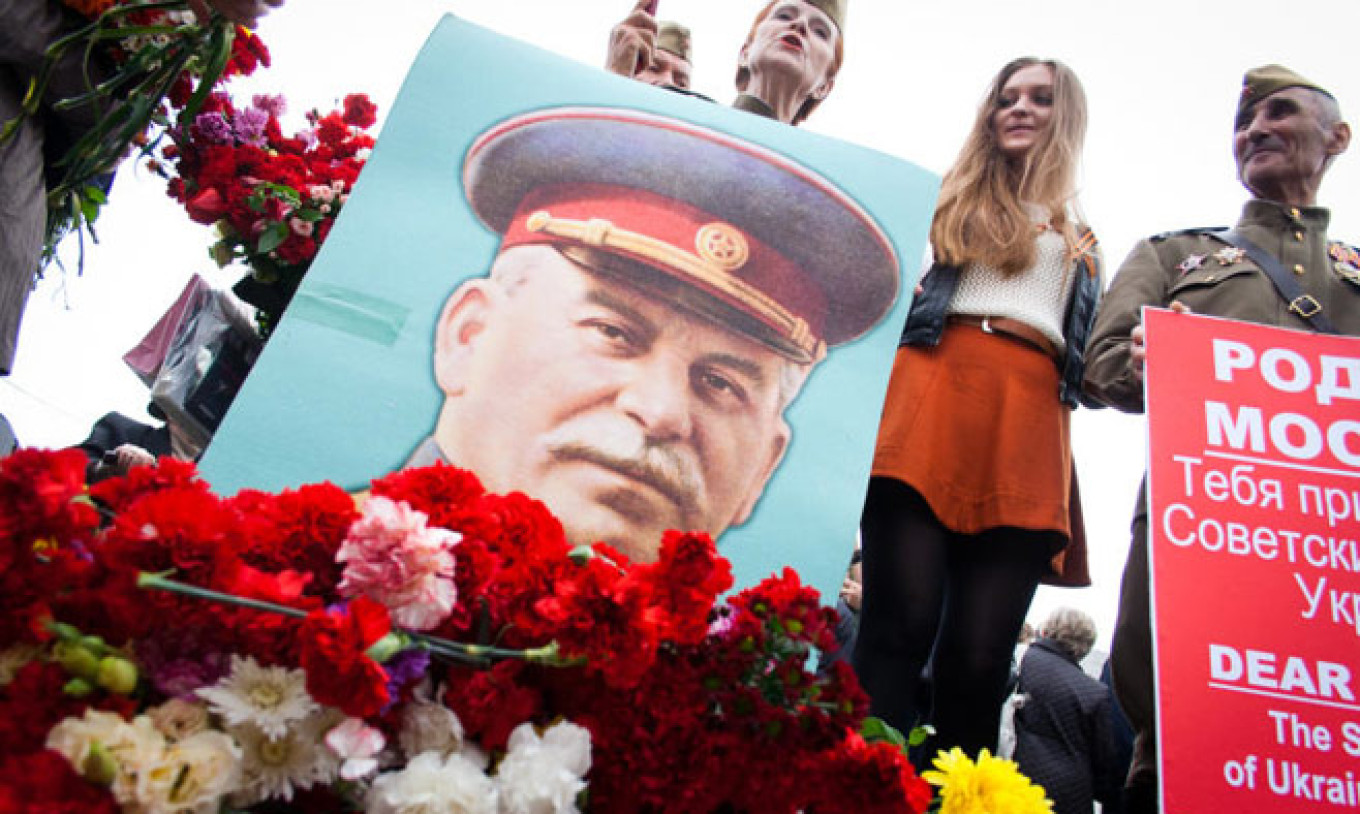 Attitude to Stalin Reveals Russia's Considerable Divide