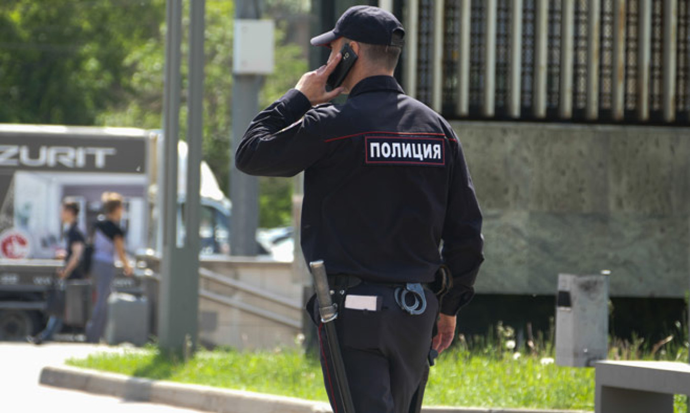 Man Gets 21 Months in Prison for Biting Policeman in Butt