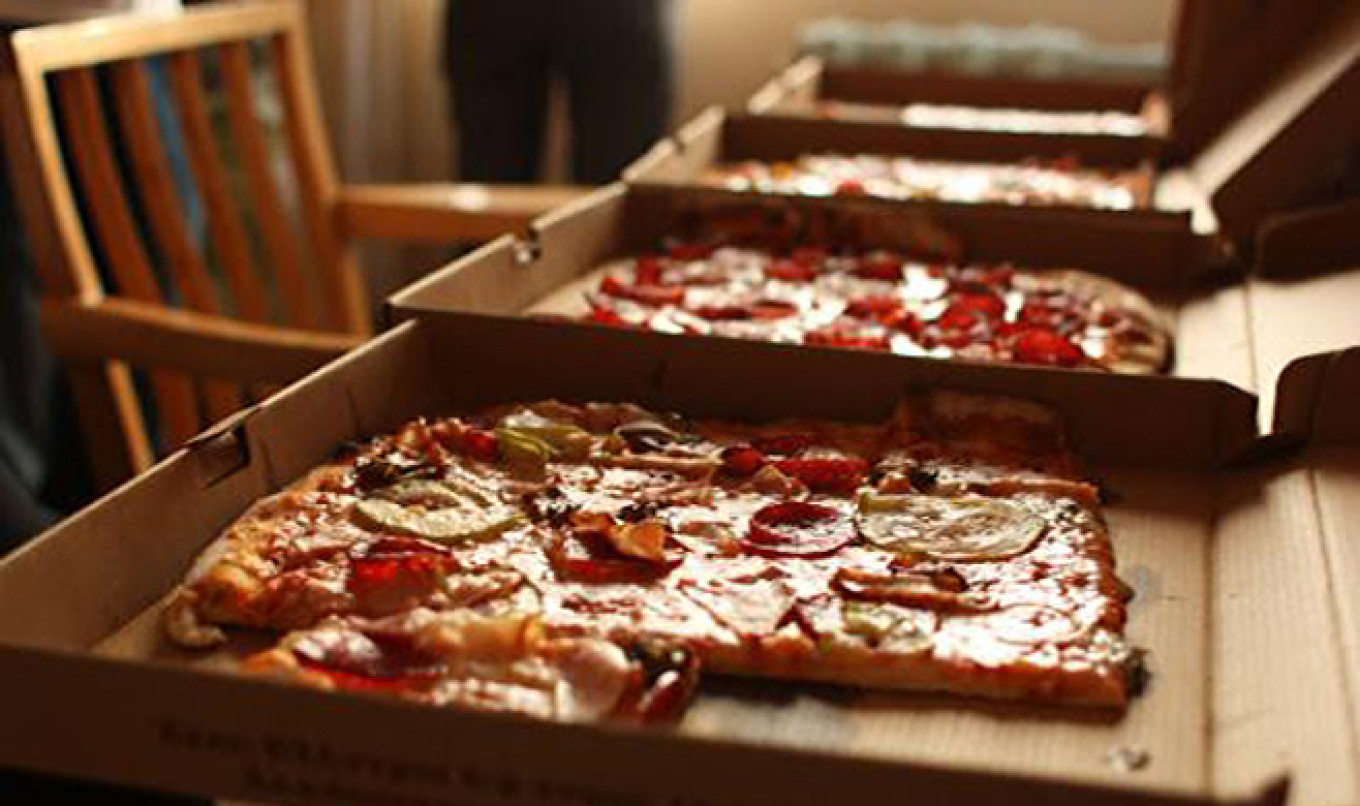 Russian Restaurant Uses Drones for Pizza Deliveries