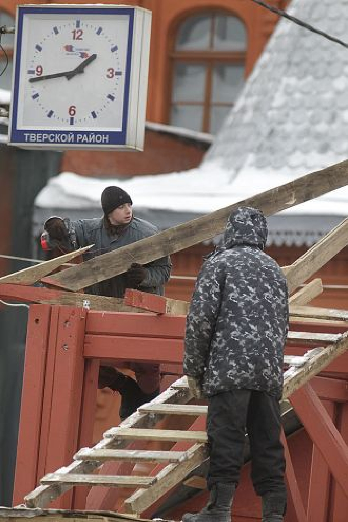 Nation Ticked Off After a Winter of Summer Time