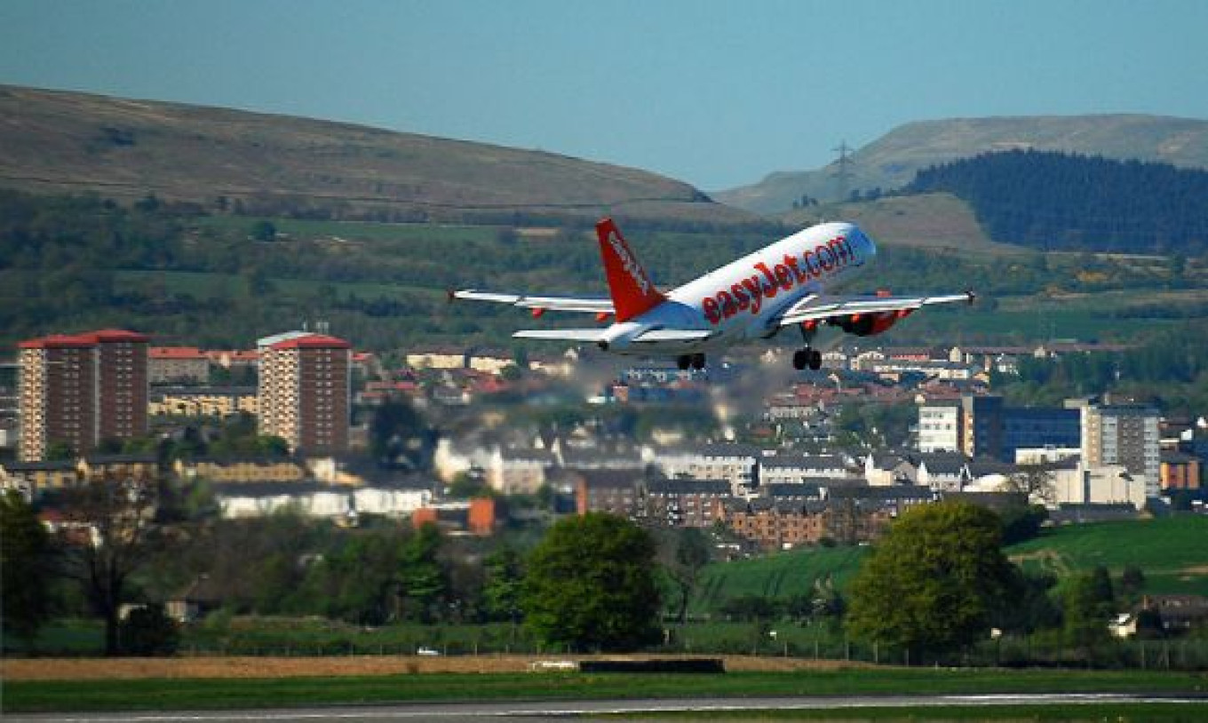 EasyJet Starts Flights to U.K. From Domodedovo