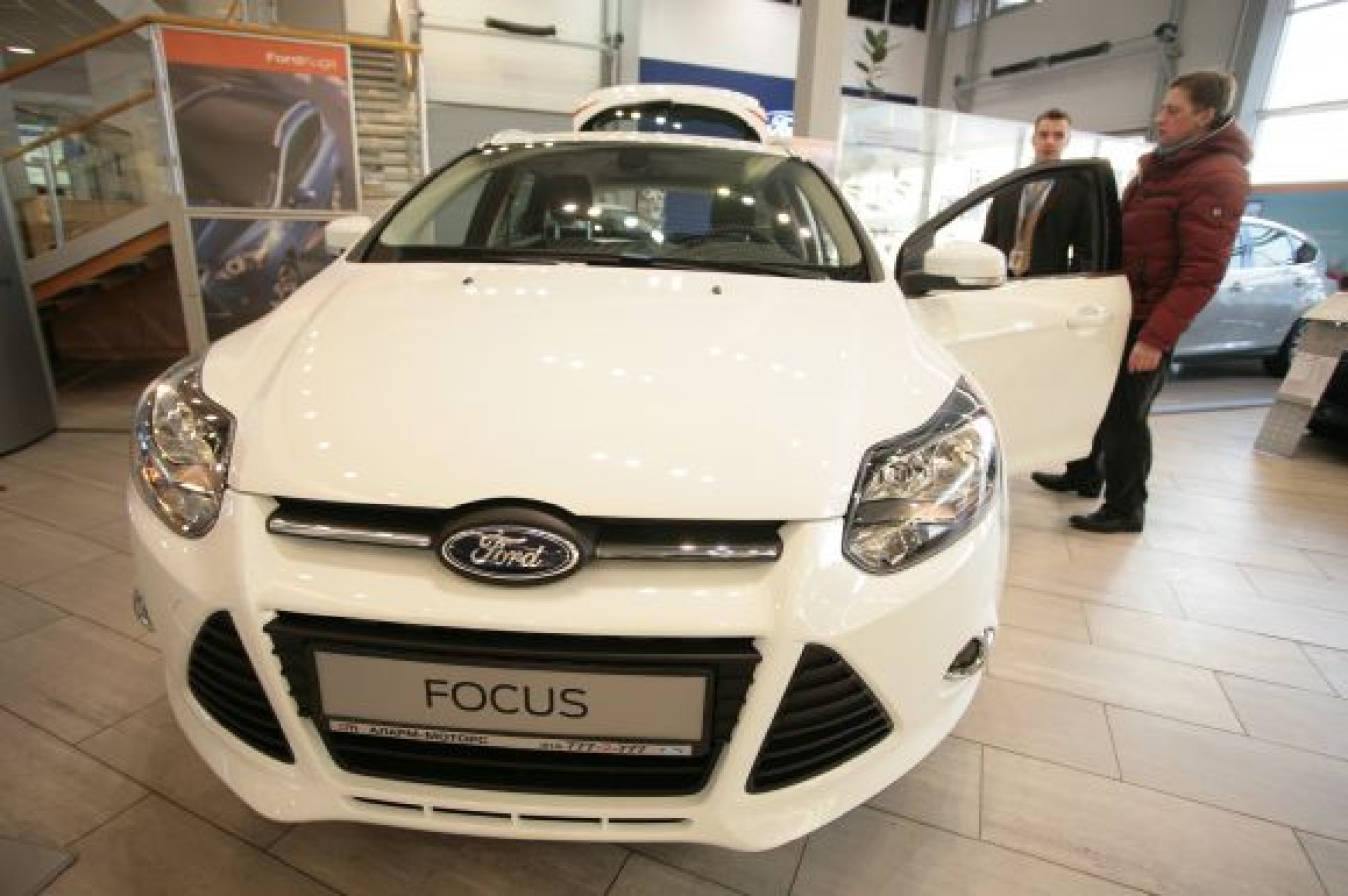Ford Sollers Suspends Work Amid Strike