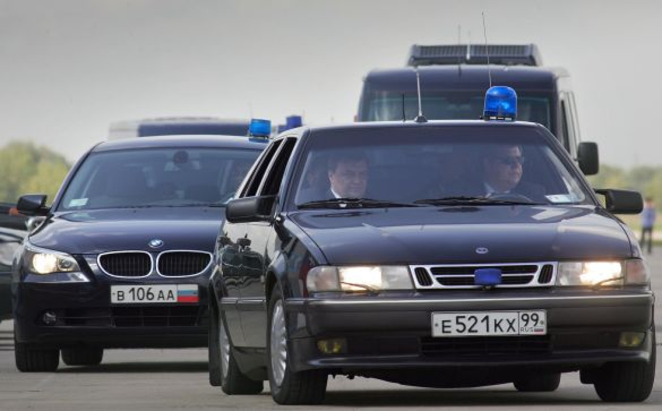 Angry Drivers Take Stand Against Flashing Blue Lights