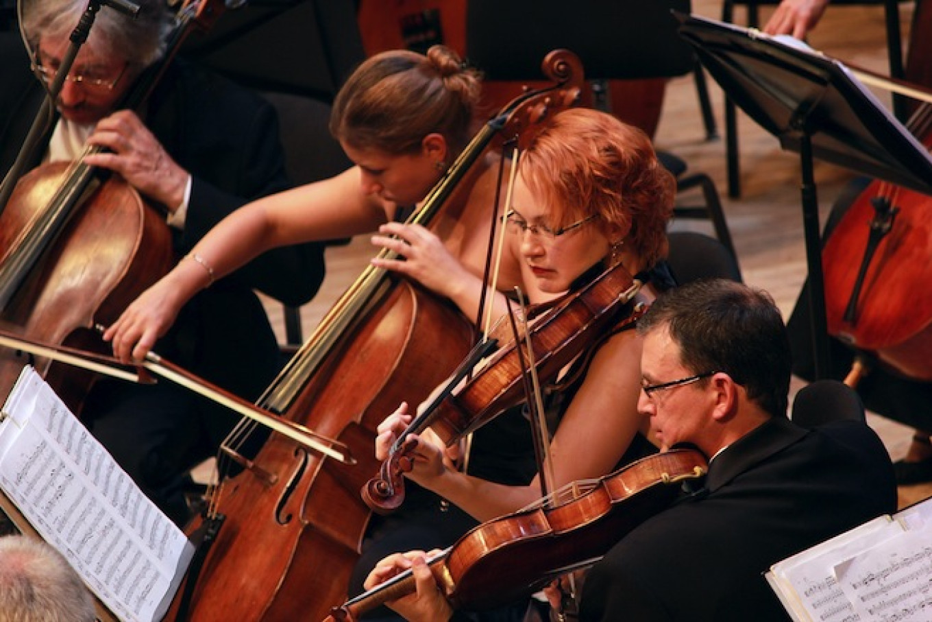 Russian and Ukrainian Conductors Share Baton