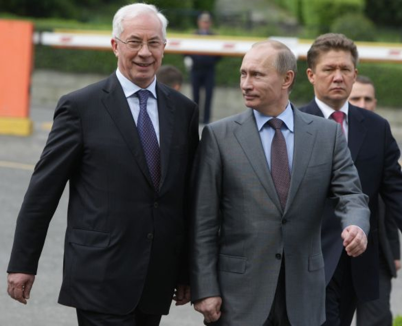 Putin Floats Merger of Gazprom, Ukraine's Naftogaz