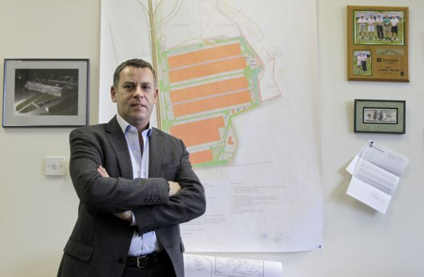 Q&A: Briton Navigates the Rough Without Paying Bribes