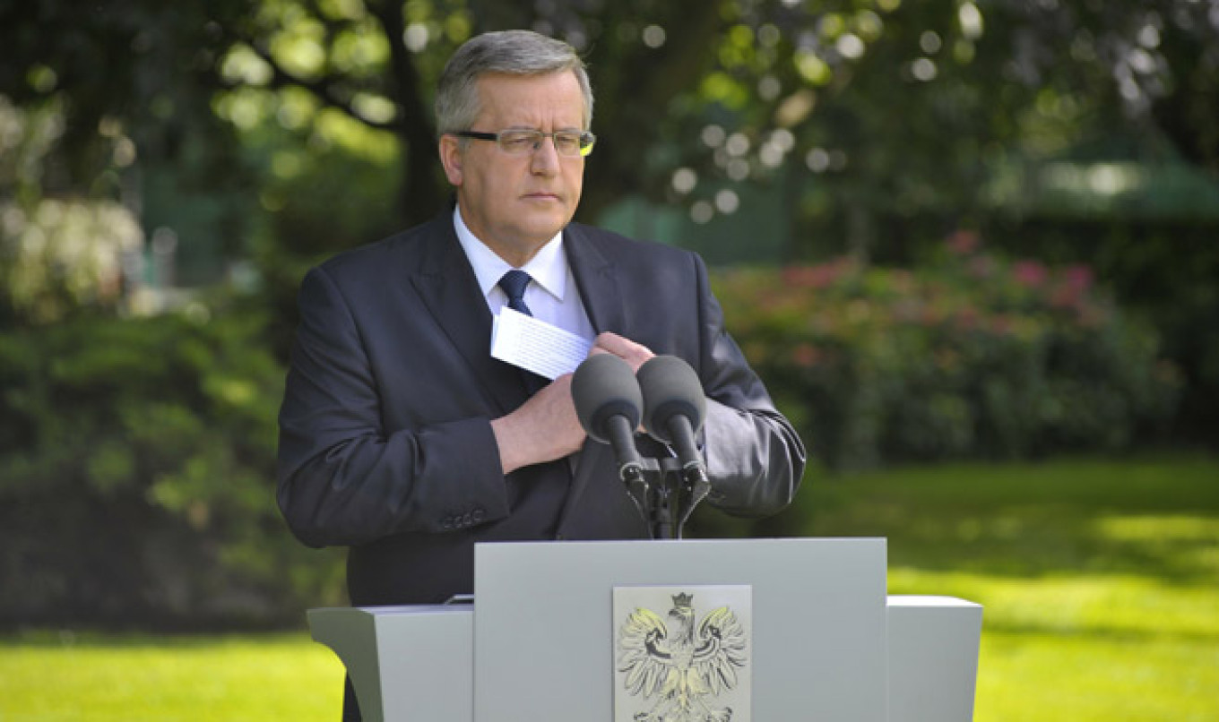 Polish Minister Accuses Organized Crime of Leaking Tapes