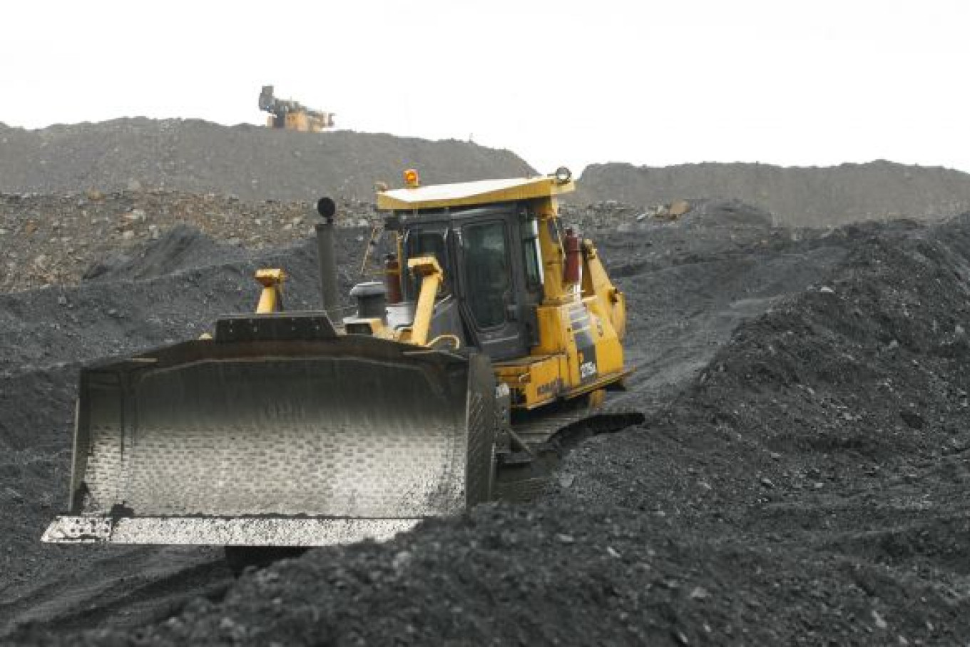 SUEK Says Repairs Cause Coal Export Drop