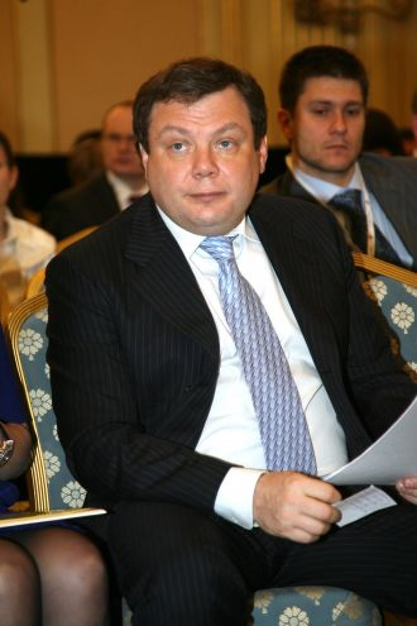 Billionaire Fridman Celebrates Passover With Israeli Desert March