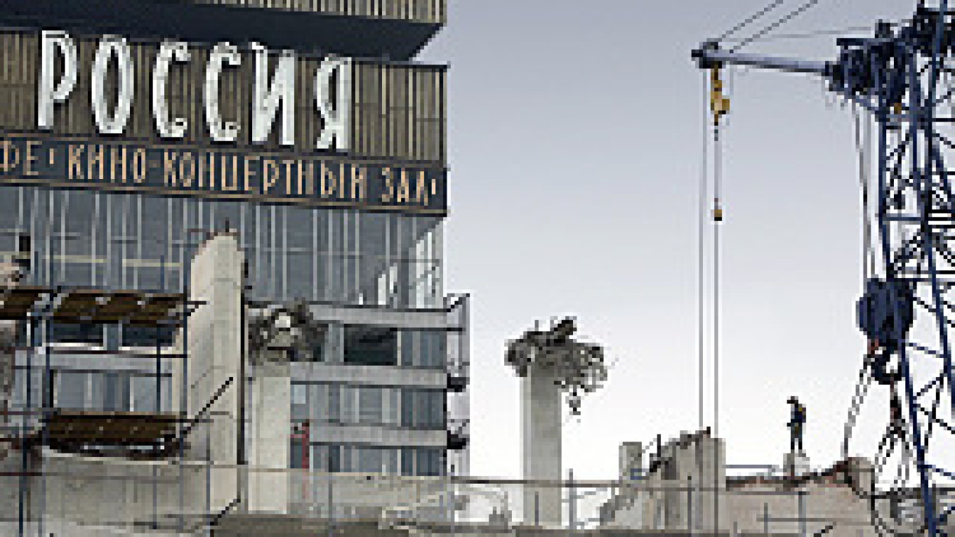 British Architect Unveils Rossiya Plan