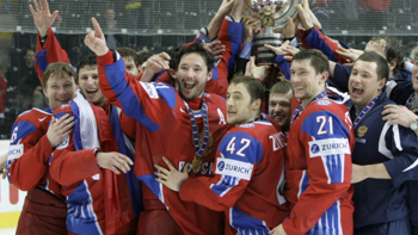 Russia Edges Canada 2-1 in Hockey Worlds Final